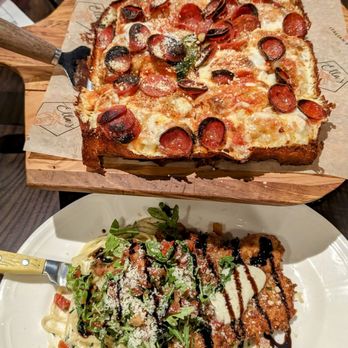 ELLA’S ITALIAN PUB - WESTERN SPRINGS - Updated November 2025 - 110 ...