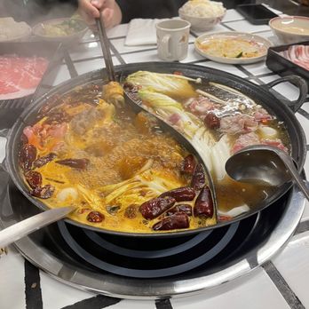 HAPPINESS HOT POT - Updated May 2024 - 252 Photos & 56 Reviews - 37140 ...