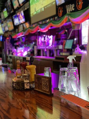 LOONEY’S PUB NORTH - Updated December 2025 - 110 Photos & 175 Reviews ...