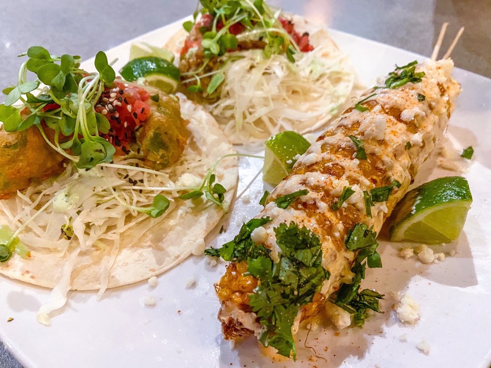 WILLY TACO - FEED & SEED - 429 Photos & 488 Reviews - Tacos - 217 ...