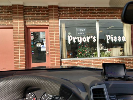 PRYOR’S FRESH PIZZA - Updated July 2024 - 27 Photos & 44 Reviews - 100 ...