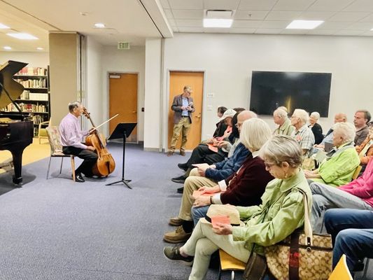 DR MARTIN LUTHER KING JR. LIBRARY - Updated January 2026 - 335 Photos ...