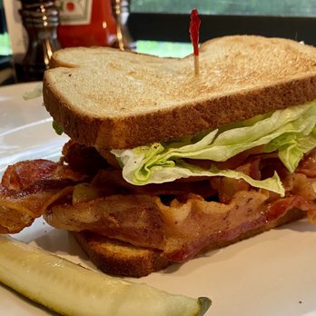 SCHOONERS GRILL POQUOSON - Updated December 2025 - 61 Photos & 37 ...