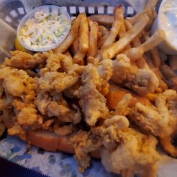 SAM THE CLAM’S PUB & GRUB - 1303 Meriden Watrbry Tpke, Plantsville ...