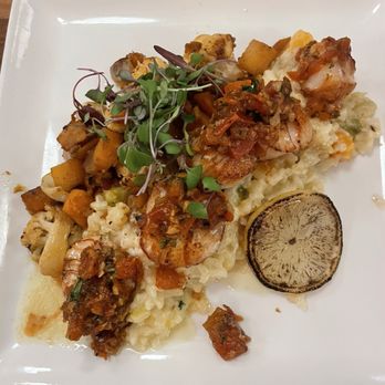 CENTER SQUARE GRILL - Updated January 2026 - 586 Photos & 745 Reviews ...