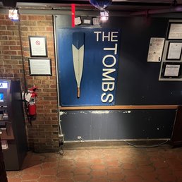 THE TOMBS - Updated November 2024 - 266 Photos & 456 Reviews - 1226 ...