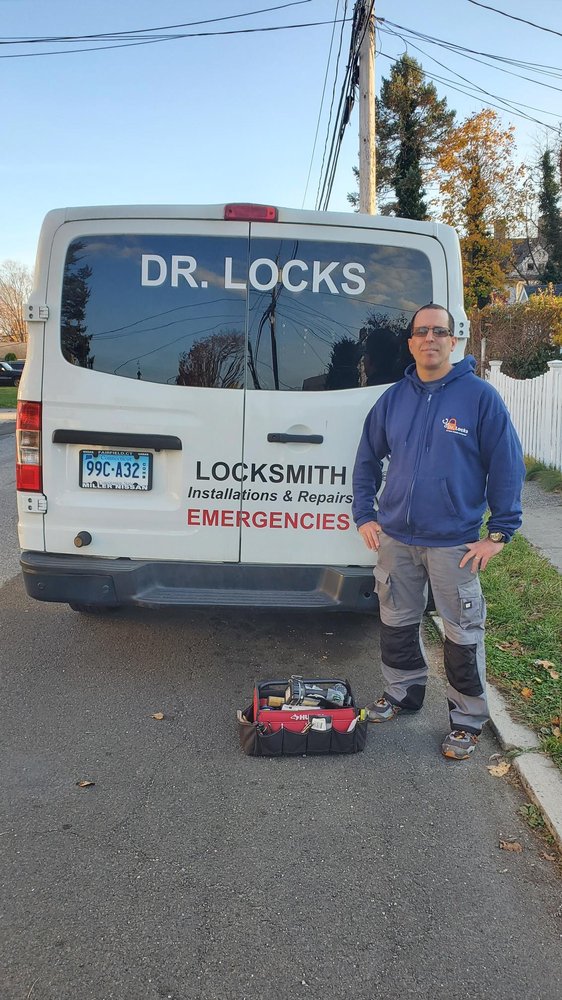 DR LOCKS - Updated September 2024 - Request a Quote - 69 Waterbury Ave ...