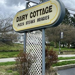 DAIRY COTTAGE - Updated July 2025 - 102 Photos & 115 Reviews - 328 W ...