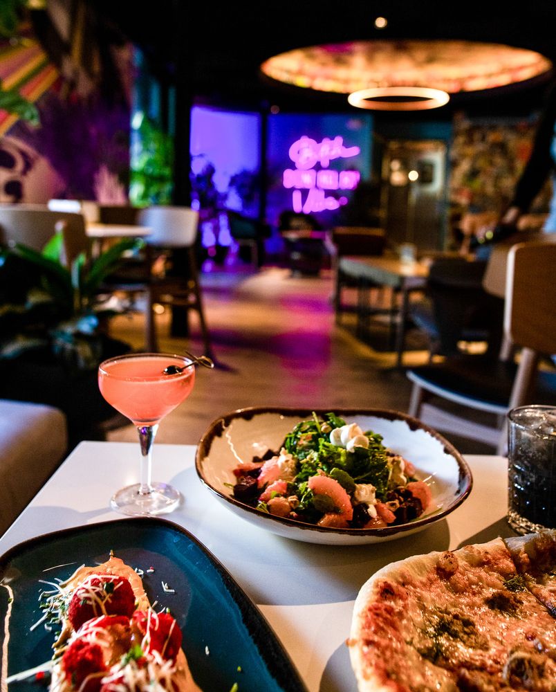 B-SIDE PIZZA - Updated August 2025 - 29 Photos - 8462 W Sunset Blvd ...