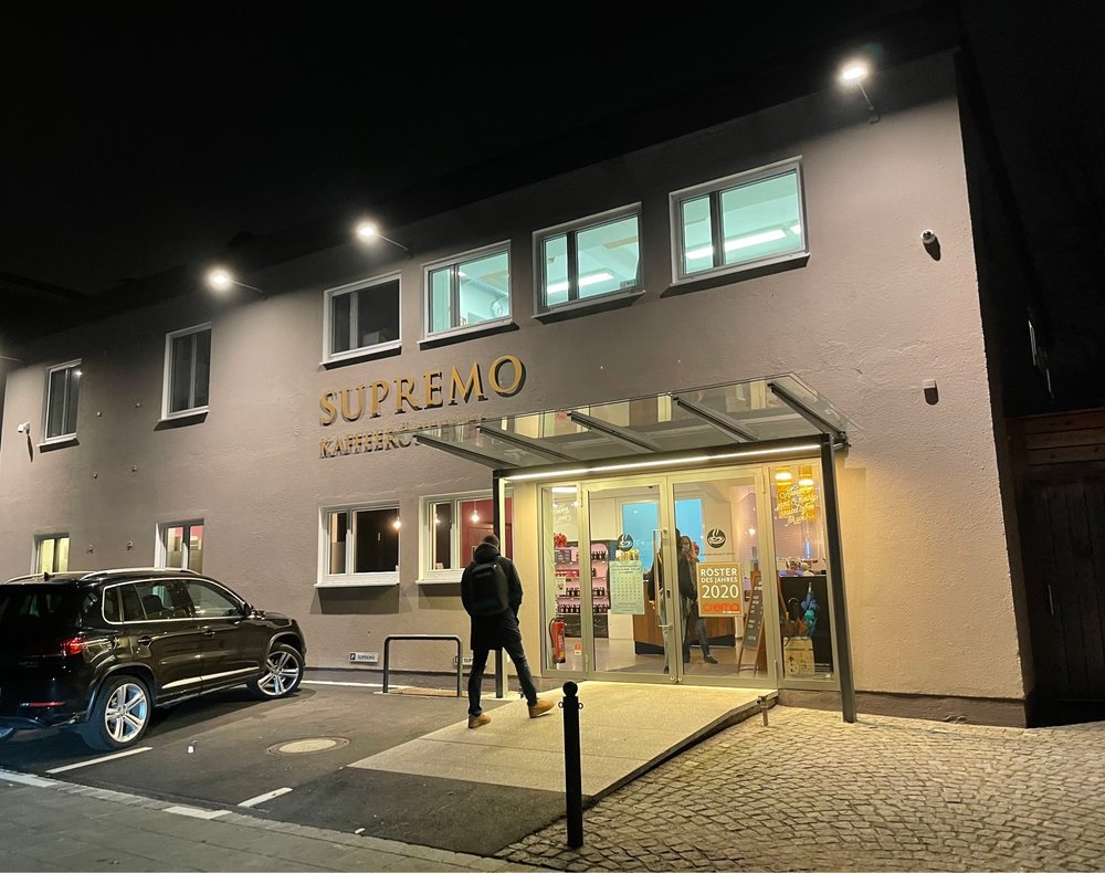 SUPREMO - 21 Photos & 22 Reviews - Kapellenstr. 9, Unterhaching, Bayern ...