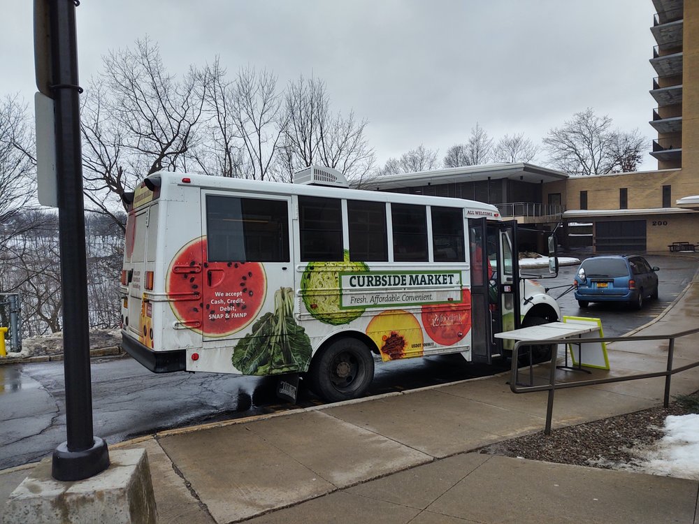 FOODLINK - Updated December 2025 - 28 Photos - 1999 Mt Read Blvd ...