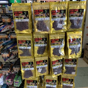 STRAUB DISTRIBUTING - Updated December 2025 - 24 Photos - 4633 E La ...