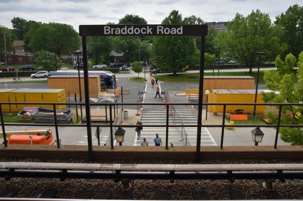 BRADDOCK ROAD METRO STATION - 16 Photos & 12 Reviews - 700 N West St ...