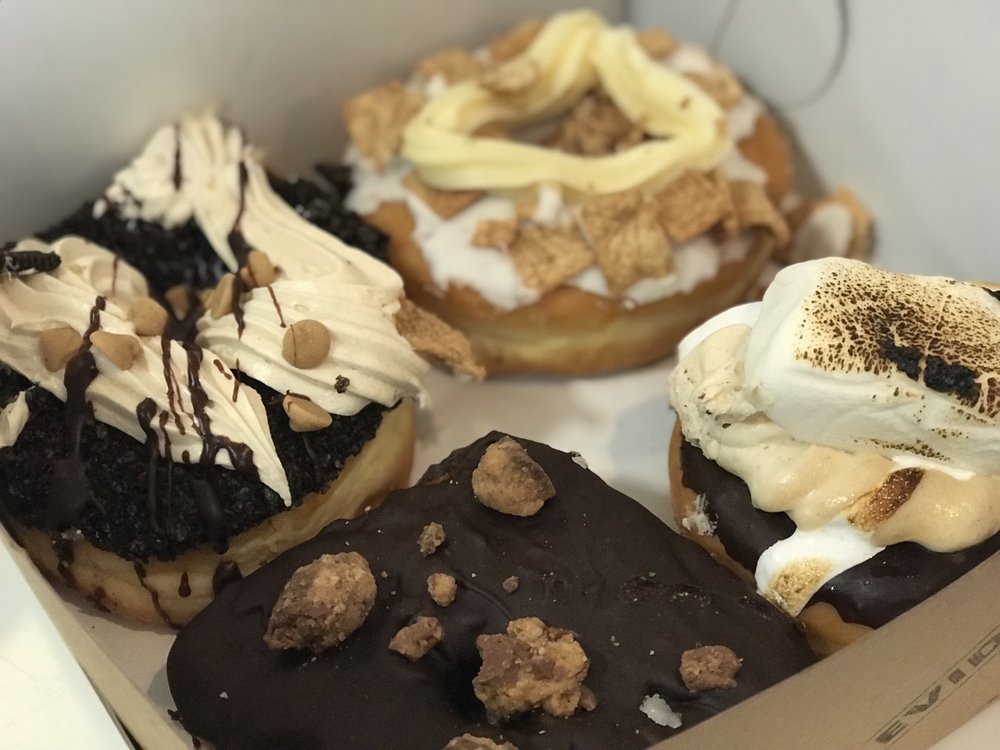 Five-O Donut Co - Takeout & Delivery - 245 Photos & 180 Reviews ...