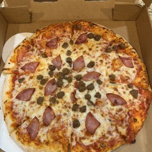 RED ZEPPELIN PIZZA - Updated February 2025 - 284 Photos & 326 Reviews ...