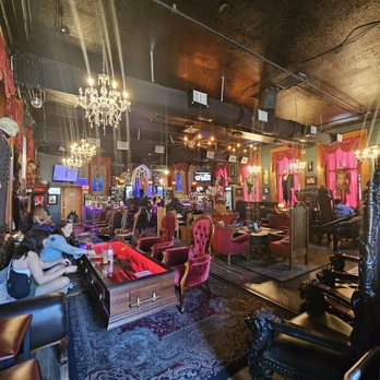SPOOKEASY LOUNGE - Updated January 2025 - 235 Photos & 105 Reviews ...