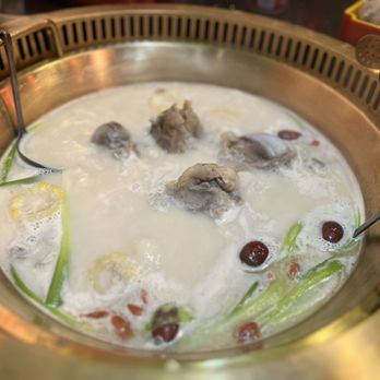 WEI SHU WU HOTPOT - Updated June 2024 - 316 Photos & 83 Reviews - 47 ...