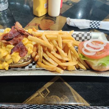 CRUISIN CAFE - Updated April 2026 - 156 Photos & 208 Reviews - 2 S ...
