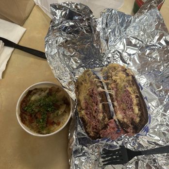 EDELWEISS SAUSAGE CO & DELICATESSEN - Updated June 2025 - 228 Photos ...