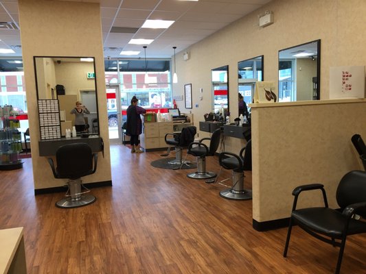 MAGICUTS - Updated November 2025 - 10 Photos - 2014 Ogilvie Rd Unit 4 ...