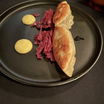 MAINLANDER - Updated May 2024 - 75 Photos & 34 Reviews - 8 S Euclid Ave ...