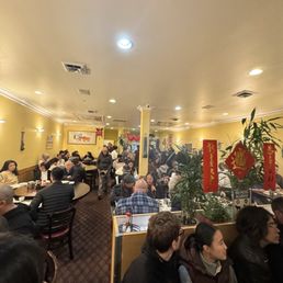 SAN TUNG - Updated July 2025 - 9546 Photos & 8564 Reviews - 1031 Irving ...