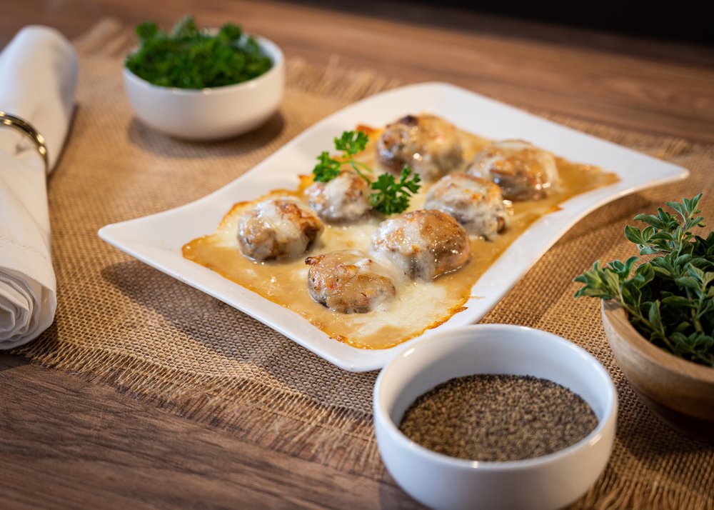 LITTLE ROME - Updated July 2024 - 454 Photos & 310 Reviews - 2707 W ...