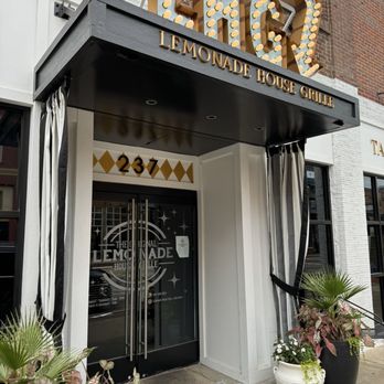 LEMONADE HOUSE GRILLE - Updated December 2025 - 31 Photos & 17 Reviews ...