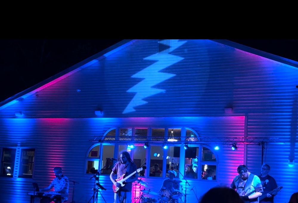 LAKE PRESS CLUB - Updated June 2025 - 13 Club Area, Springfield ...