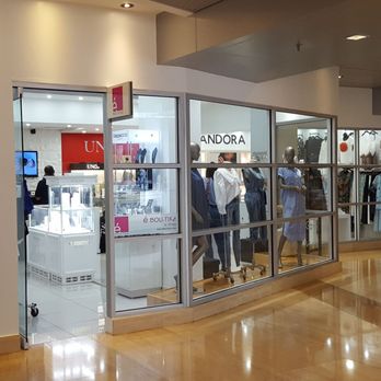 POPULAR CENTER - Updated December 2025 - 70 Photos - Av. Luis Muñoz ...