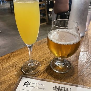 THE HALL BY BEER LAB HI - Updated June 2024 - 888 Photos & 225 Reviews ...