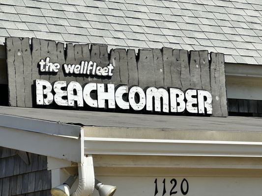 THE BEACHCOMBER - Updated July 2024 - 270 Photos & 427 Reviews - 1120 ...