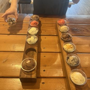 THE SCREAMERY - Updated July 2024 - 155 Photos & 165 Reviews - 140 N ...