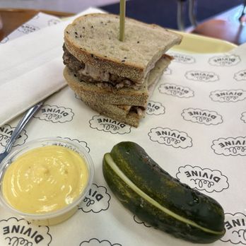 DELI DIVINE - Updated May 2024 - 70 Photos & 48 Reviews - 5501 Delmar ...