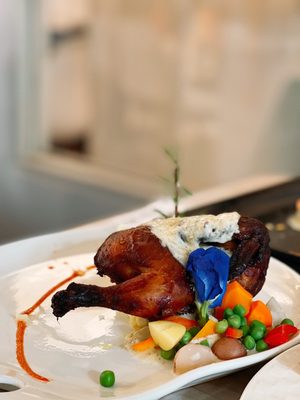 TINY PYRAMID - Updated May 2024 - 3051 Photos & 450 Reviews - 560 N ...