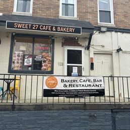 SWEET 27 CAFE AND BAKERY - Updated October 2025 - 234 Photos & 303 ...