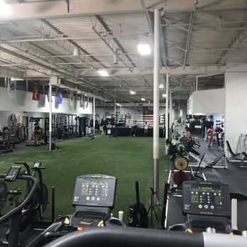 HIDDEN GYM - Updated December 2025 - 29 Photos & 24 Reviews - 109 N ...