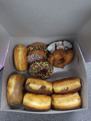 SUNRISE DONUTS - 32 Photos & 70 Reviews - 1160 Arnold Dr, Martinez ...
