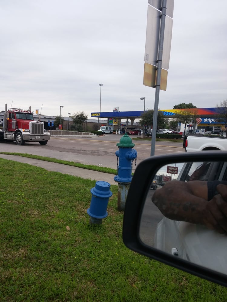 STRIPES STORE - 7925 Howard Dr, Houston, Texas - Convenience Stores ...