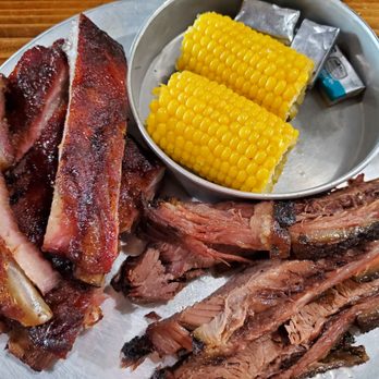 FOX SMOKEHOUSE BBQ - Updated September 2025 - 1718 Photos & 1739 ...