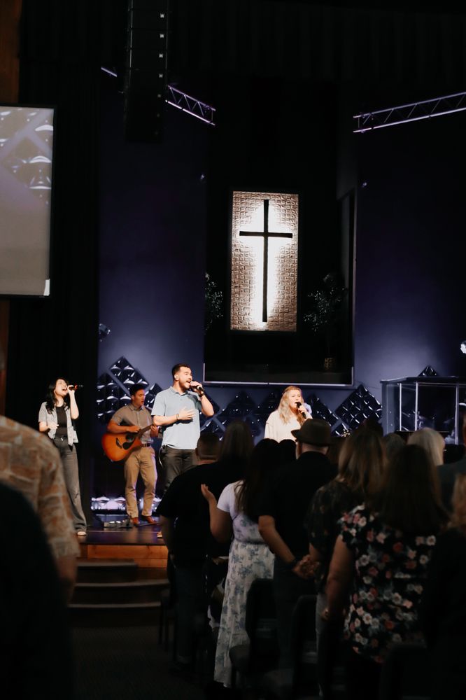 PATHWAY CHURCH - Updated January 2026 - 17 Photos - 611 E Cypress Ave ...