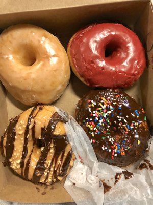 DESTINATION DONUTS - 255 Photos & 210 Reviews - 3519 N High St ...