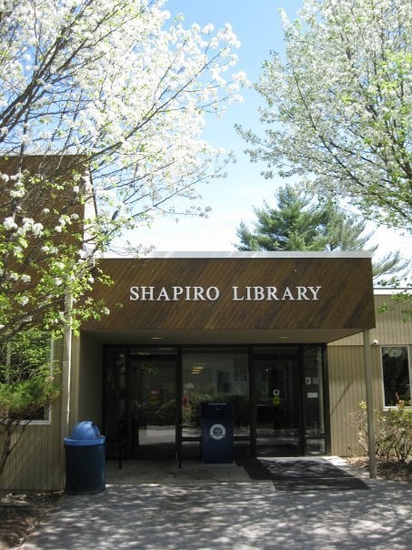 SHAPIRO LIBRARY - 2500 N River Rd, Hooksett, New Hampshire - Libraries ...
