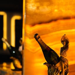 TEN11 LOUNGE & BAR - Updated October 2025 - 113 Photos & 14 Reviews ...