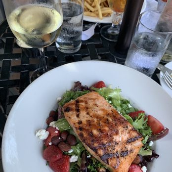 333 BELROSE BAR & GRILL - Updated July 2024 - 153 Photos & 156 Reviews ...