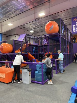 ALTITUDE TRAMPOLINE PARK - Updated June 2026 - 52 Photos & 42 Reviews ...