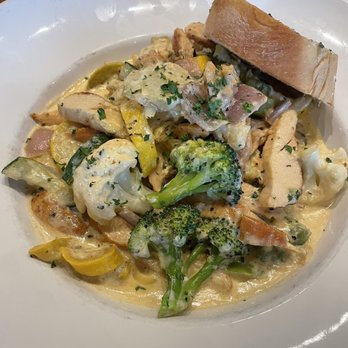 CHEF POINT BAR & RESTAURANT - Updated July 2024 - 351 Photos & 320 ...