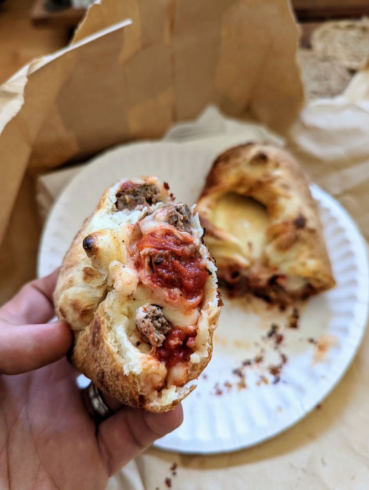 VILLAGE ROAD PIZZERIA - 176 Photos & 302 Reviews - 4123 Norse Way, Long ...