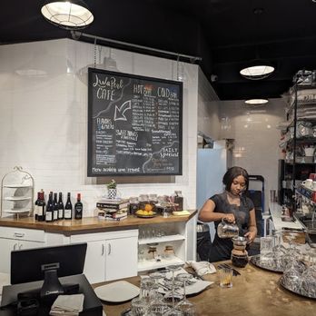 LULA PERL - Updated December 2025 - 17 Photos & 15 Reviews - 103 ...