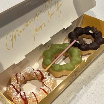 MOCHINUT - RENO - Updated December 2025 - 261 Photos & 98 Reviews ...